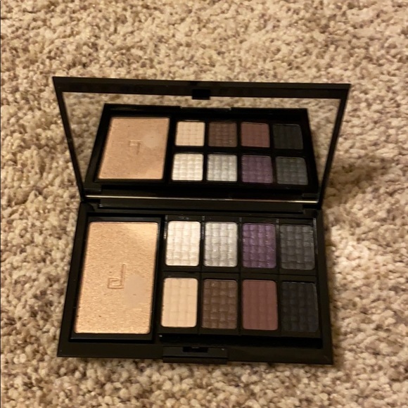 Doucce | Makeup | Doucce Eyeshadow Palette | Poshmark